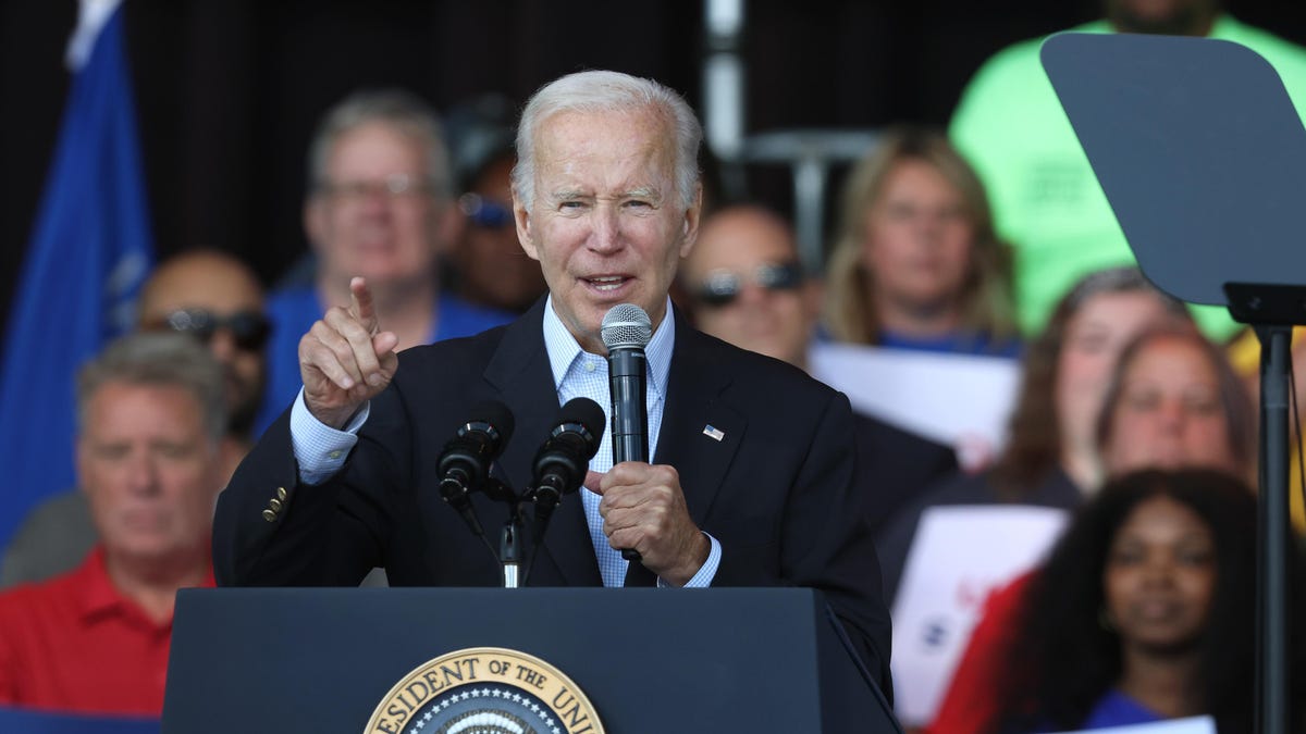 Stand with Biden to protect Social Security!